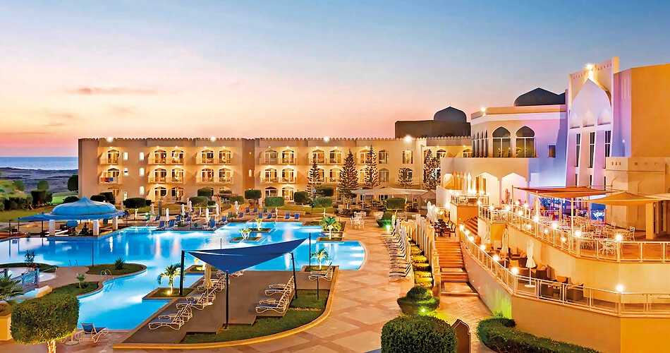 Okruh Ománem: Hotel Millennium Resort Salalah 8 Dní / 6 Nocí (Zima 2022 ...