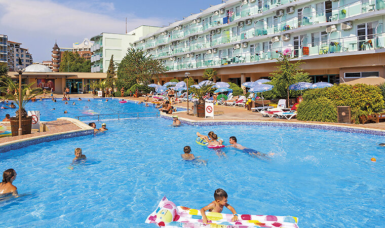 Hotel Kotva (Léto 2019) • Burgas • Bulharsko • CK Blue Style
