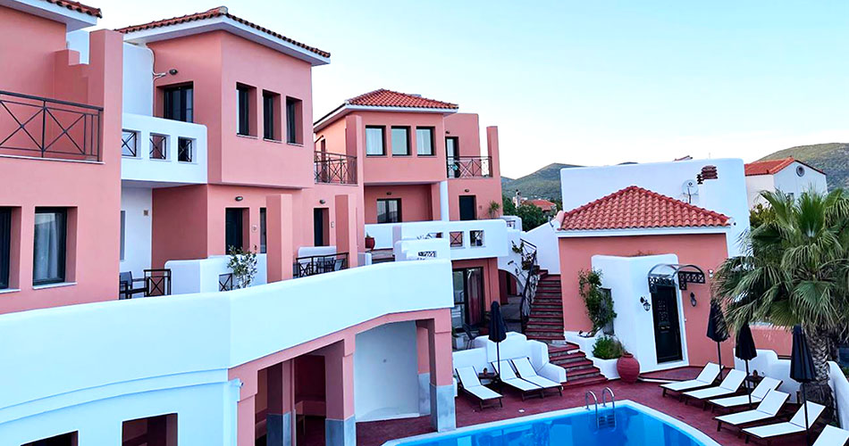 Nisea (Léto 2022) • Samos • Řecko • CK Blue Style